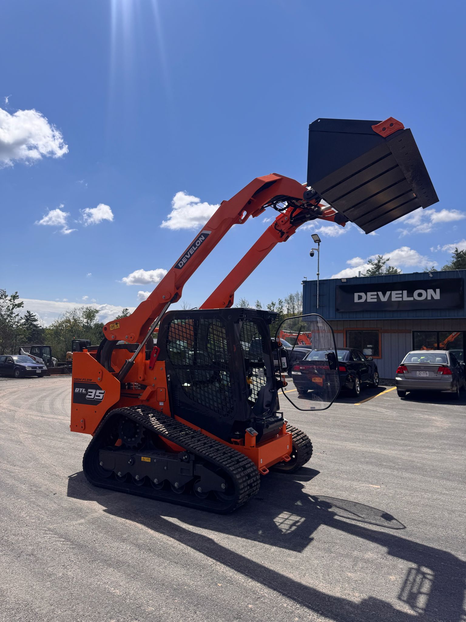 2026 Develon DTL35 Track Loader – Good Eye Equipment