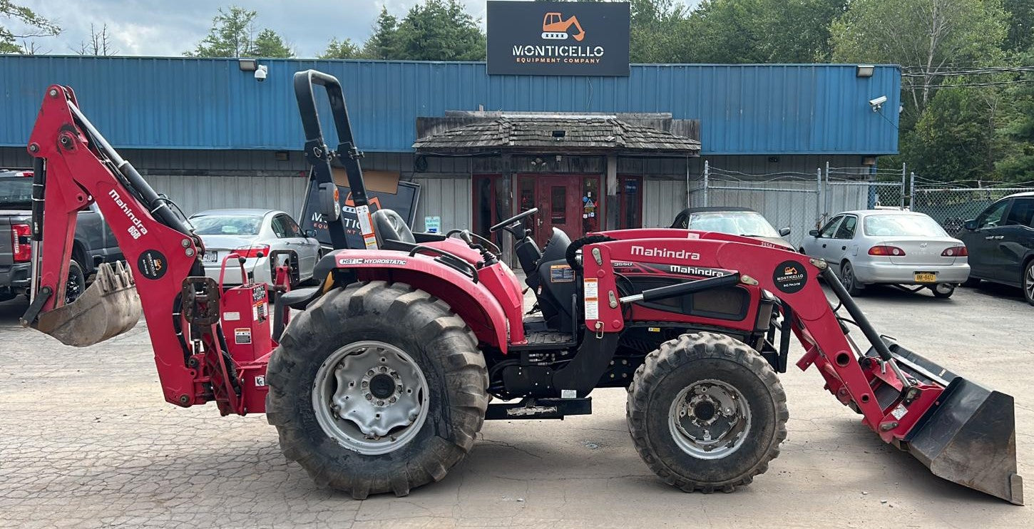 2018 Mahindra 3550 HST Tractor w/Loader & Backhoe – Good Eye Equipment