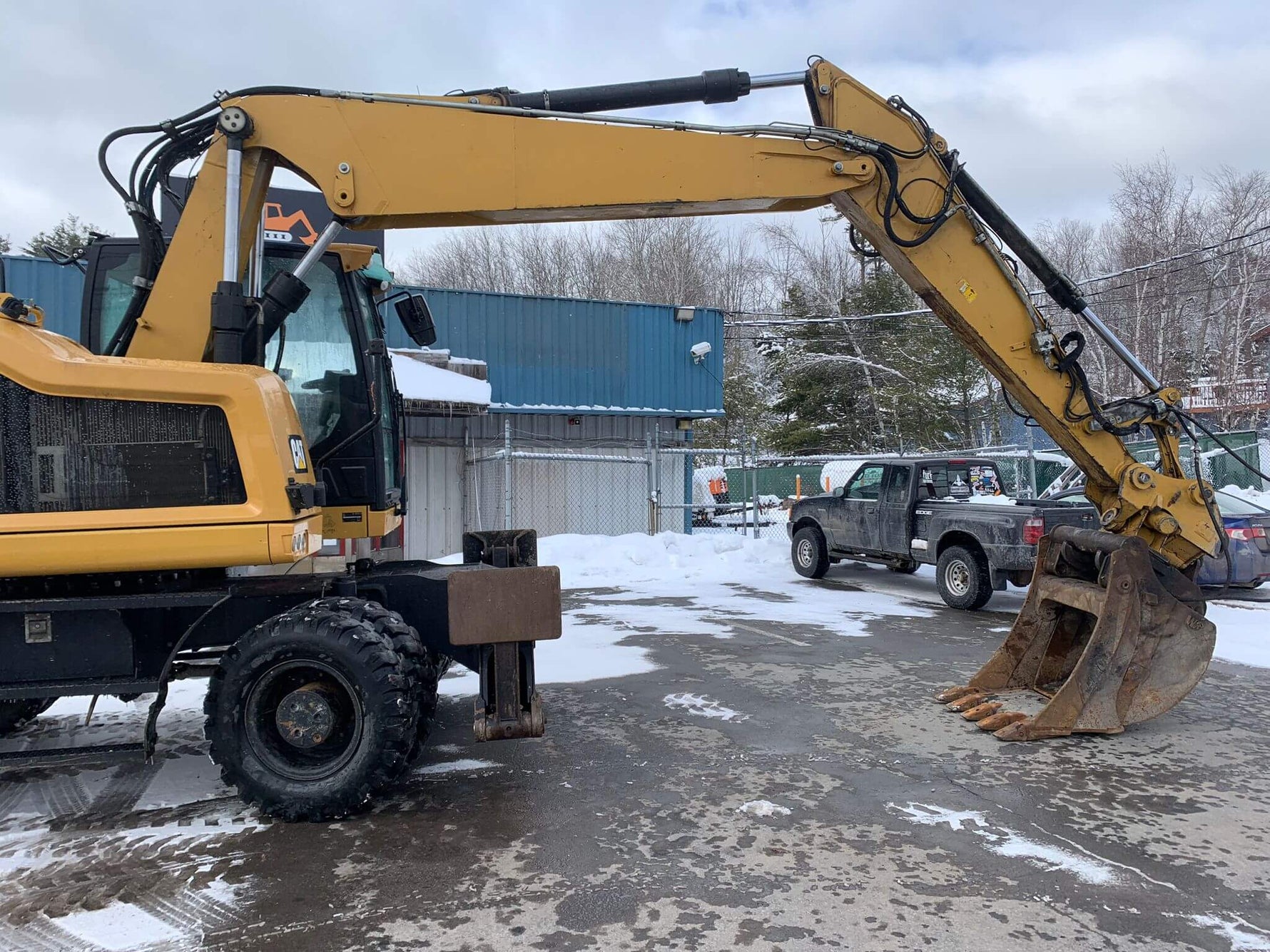 2017 Caterpillar M316F Wheeled Excavator – Good Eye Equipment