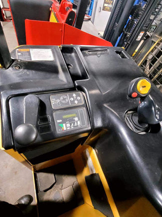Yale 162G Electric Order Picker Forklift – Good Eye Equipment